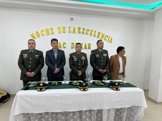 Trabajan articuladamente con la comunidad | Policía Nacional de Colombia Trabajan articuladamente con la comunidad | Policía Nacional de Colombia