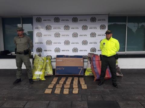 Hallamos 280 kilos de marihuana perteneciente al ELN | Policía Nacional ...