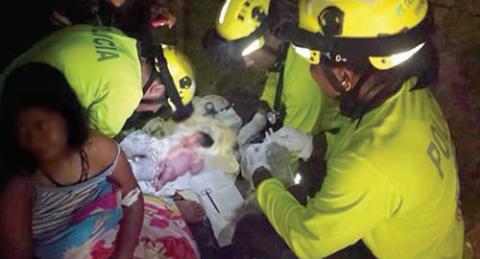 En medio de la muerte se abrió paso la vida La subteniente Kelly Lucía ...